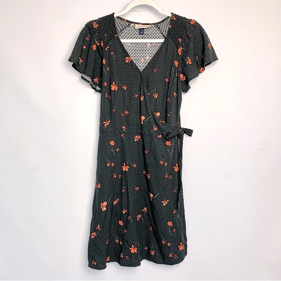 Universal Thread | Dresses | Universal Thread Charcoal Floral Flutter ...
